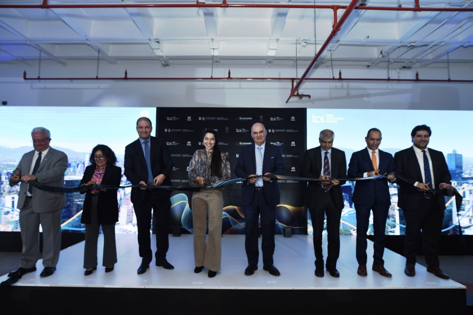 TCS inaugura nueva oficina impulsada por IA en Ciudad de México ...